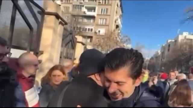 Скандал пред прокуратурата! Авер на Татко Петко към Кирил Петков: “Горе ...